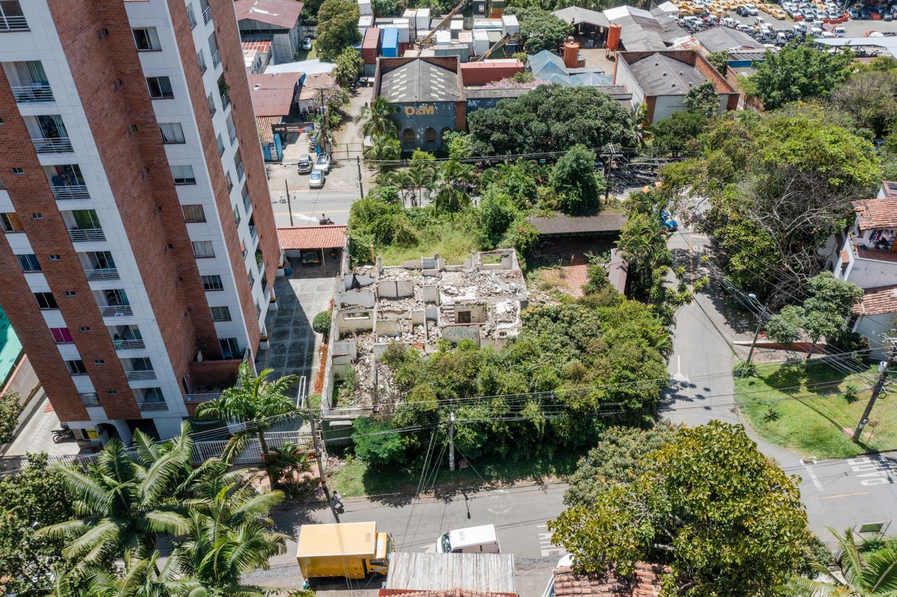 Lote en Venta en Robledo, Medellín, 632,57m2 - PADS