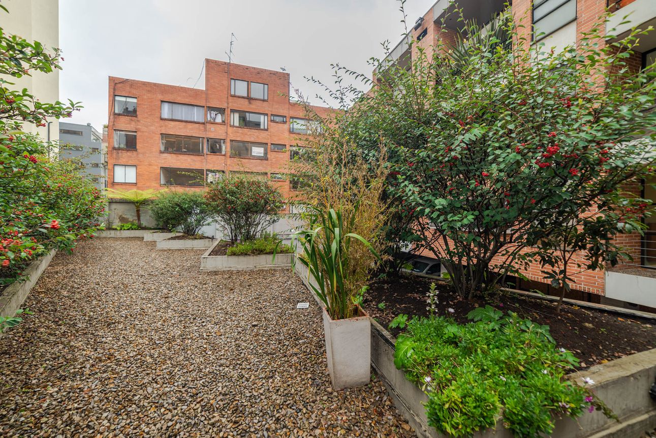 Apartamento en Venta en Quinta Camacho, Bogotá - 1 Alcobas, 80m2 - PADS