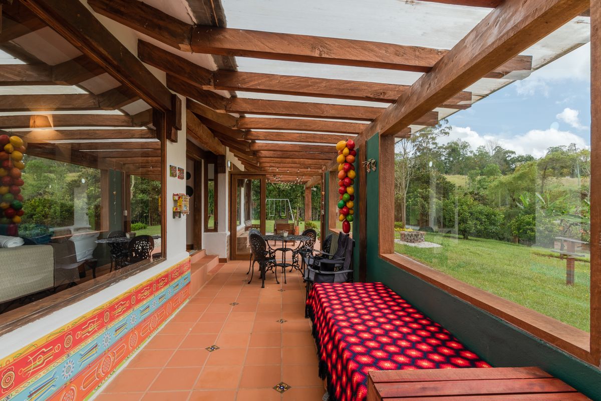 Finca De Recreo en arriendo en El Tablazo, Rionegro - 3 Habitaciones, 280m2