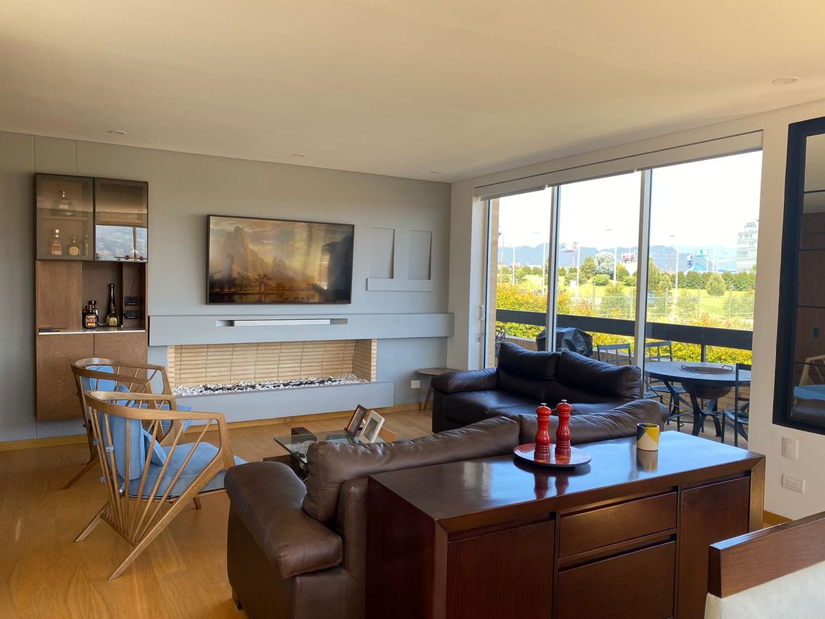 Casa en venta en Santa Ana de Chia, Chia - 4 Habitaciones, 271m2
